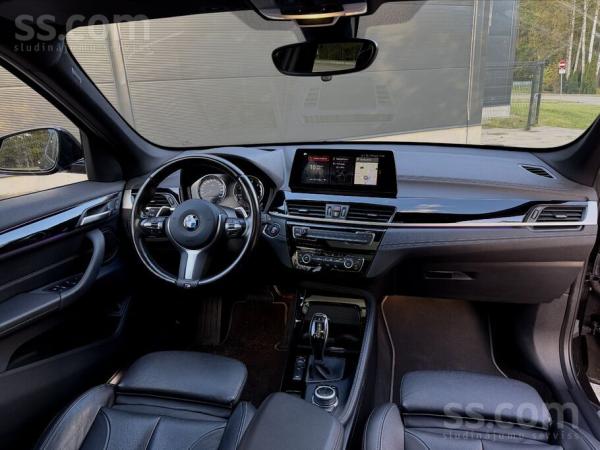 Black BMW X1 2021 in Riga, with an engine capacity of 2.00 L and mileage of 280 thousand km for 16999 €, photo 9 on AUTOMOTO.COM.LV