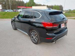 Black BMW X1 2021 in Vilnius, with an engine capacity of 2.00 L and mileage of 98 thousand km for 19500 €, photo 7 on AUTOMOTO.COM.LV