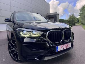 Black BMW X1 2021 in Alytus, with an engine capacity of 2.00 L and mileage of 339 thousand km for 13350 €, photo 6 on AUTOMOTO.COM.LV