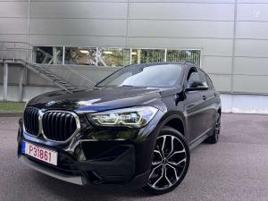 Black BMW X1 2021 in Alytus, with an engine capacity of 2.00 L and mileage of 339 thousand km for 13350 €, photo 9 on AUTOMOTO.COM.LV