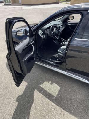 Black BMW X1 2021 in Mazeikiai, with an engine capacity of 1.50 L and mileage of 61 thousand km for 19800 €, photo 8 on AUTOMOTO.COM.LV