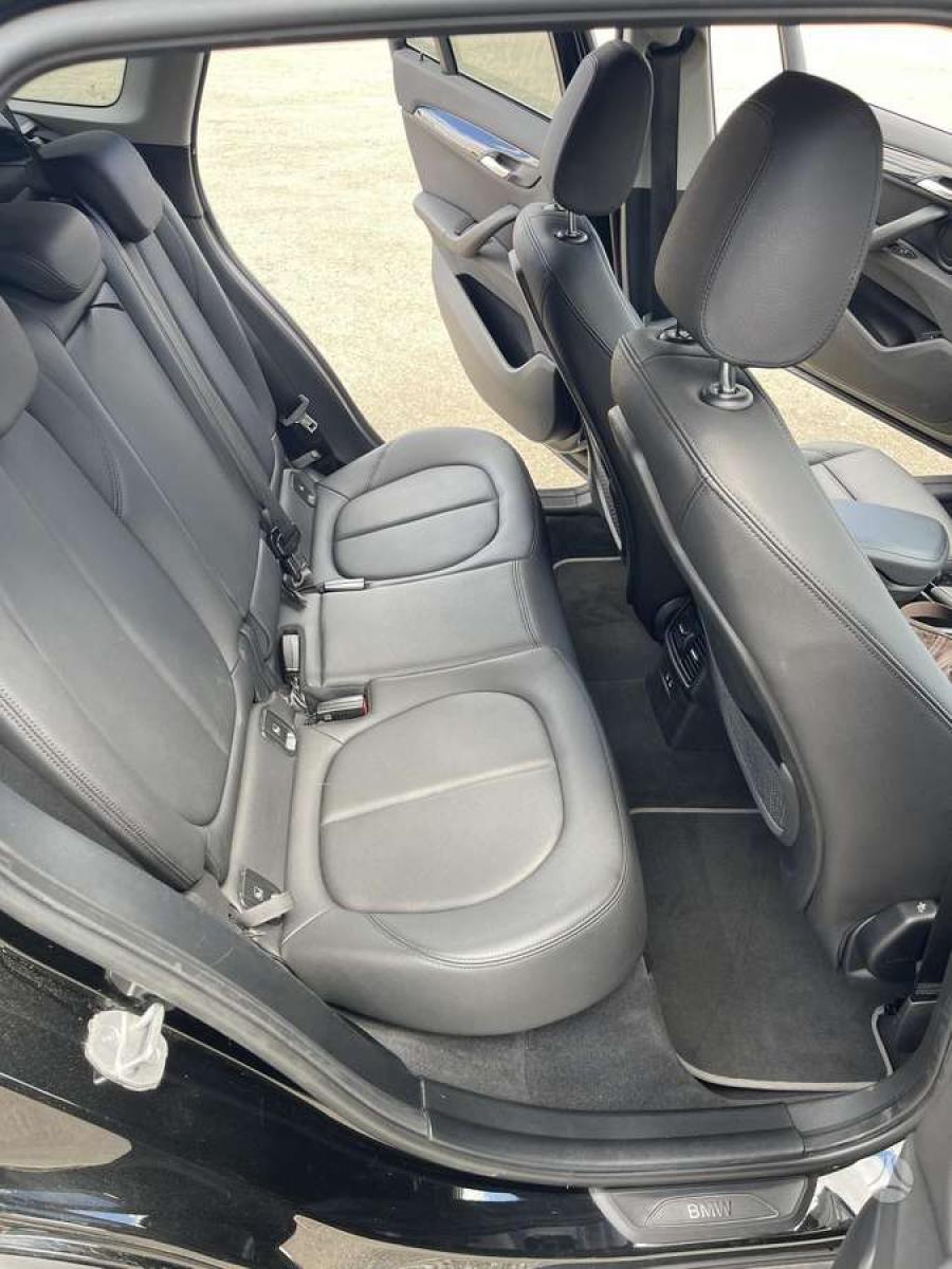 Black BMW X1 2021 in Mazeikiai, with an engine capacity of 1.50 L and mileage of 61 thousand km for 19800 €, photo 10 on AUTOMOTO.COM.LV