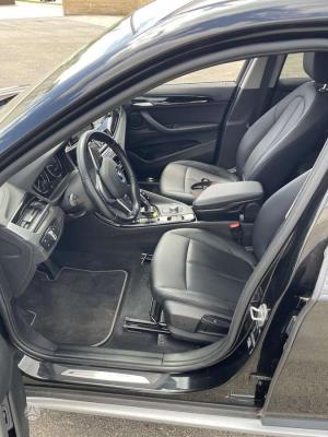Black BMW X1 2021 in Mazeikiai, with an engine capacity of 1.50 L and mileage of 61 thousand km for 19800 €, photo 12 on AUTOMOTO.COM.LV