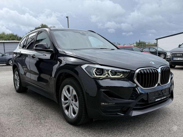 Melns BMW X1 2021 Utena, ar dzinēja tilpumu 1.50 L un nobraukumu 88 tūkst. km par 19900 €, foto 6 vietnē AUTOMOTO.COM.LV