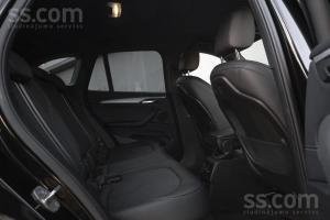 Melns BMW X1 2021 Jelgava, ar dzinēja tilpumu 1.50 L un nobraukumu 176 tūkst. km par 19500 €, foto 15 vietnē AUTOMOTO.COM.LV