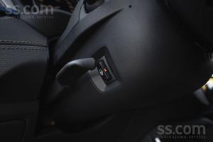 Melns BMW X1 2021 Jelgava, ar dzinēja tilpumu 1.50 L un nobraukumu 176 tūkst. km par 19500 €, foto 18 vietnē AUTOMOTO.COM.LV