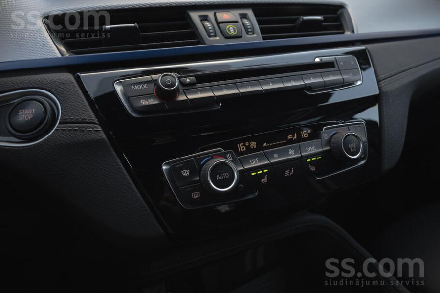 Melns BMW X1 2021 Jelgava, ar dzinēja tilpumu 1.50 L un nobraukumu 176 tūkst. km par 19500 €, foto 26 vietnē AUTOMOTO.COM.LV