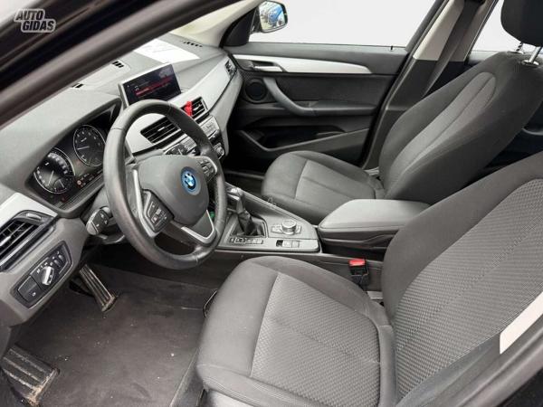 Melns BMW X1 2022 Kauņa, ar dzinēja tilpumu 1.50 L un nobraukumu 51 tūkst. km par 29499 €, foto 10 vietnē AUTOMOTO.COM.LV