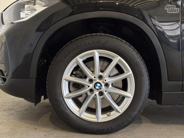 Melns BMW X1 2022 Kauņa, ar dzinēja tilpumu 2.00 L un nobraukumu 48 tūkst. km par 32895 €, foto 3 vietnē AUTOMOTO.COM.LV