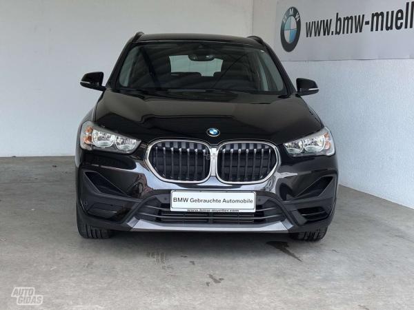 Melns BMW X1 2022 Kauņa, ar dzinēja tilpumu 2.00 L un nobraukumu 48 tūkst. km par 32895 €, foto 4 vietnē AUTOMOTO.COM.LV