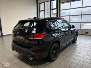 Black BMW X1 2022 in Kaunas, with an engine capacity of 2.00 L and mileage of 37 thousand km for 30067 €, photo 5 on AUTOMOTO.COM.LV