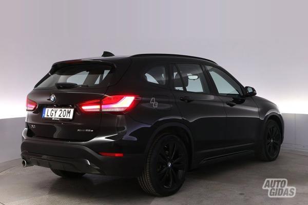 Black BMW X1 2022 in Kaunas, with an engine capacity of 0.00 L and mileage of 93 thousand km for 30977 €, photo 5 on AUTOMOTO.COM.LV
