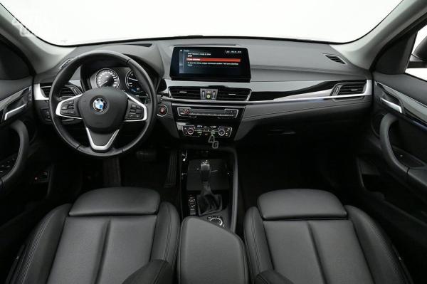 Black BMW X1 2022 in Kaunas, with an engine capacity of 0.00 L and mileage of 93 thousand km for 30977 €, photo 6 on AUTOMOTO.COM.LV
