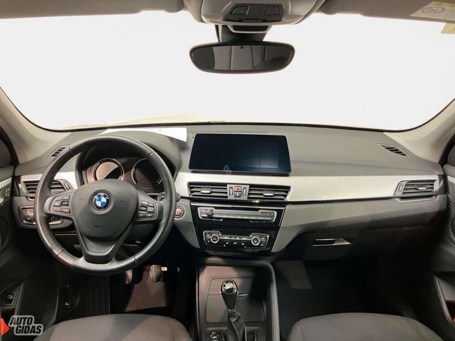 Melns BMW X1 2022 Kauņa, ar dzinēja tilpumu 1.50 L un nobraukumu 29 tūkst. km par 29962 €, foto 12 vietnē AUTOMOTO.COM.LV