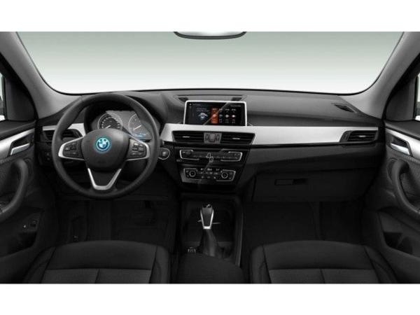 Black BMW X1 2022 in Kaunas, with an engine capacity of 1.50 L and mileage of 51 thousand km for 28956 €, photo 4 on AUTOMOTO.COM.LV