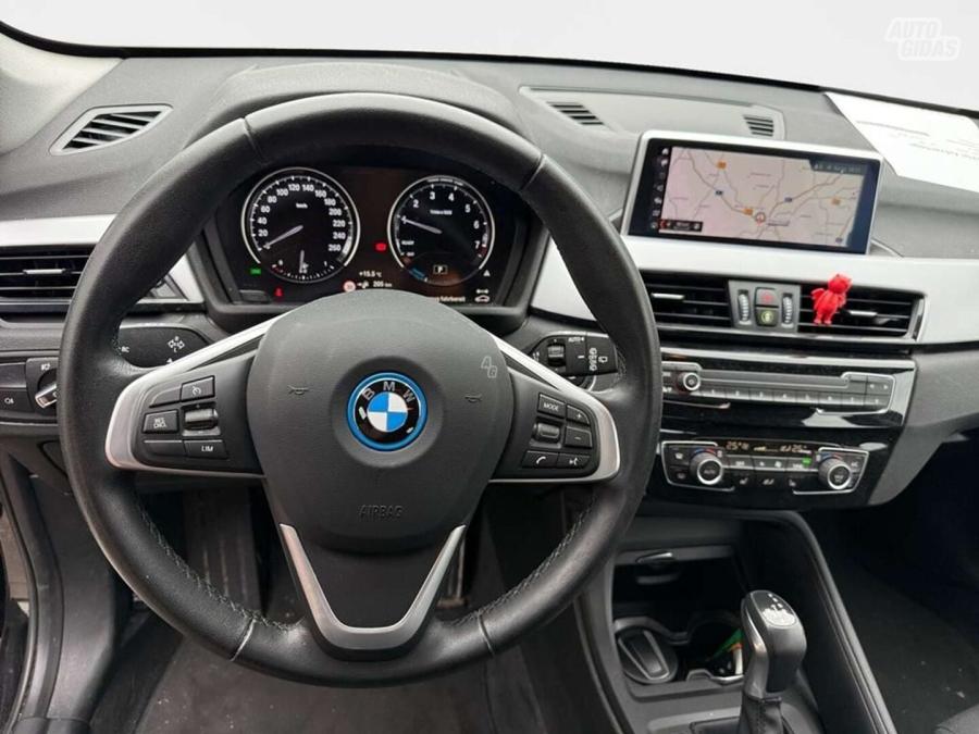 Melns BMW X1 2022 Kauņa, ar dzinēja tilpumu 1.50 L un nobraukumu 51 tūkst. km par 28875 €, foto 12 vietnē AUTOMOTO.COM.LV