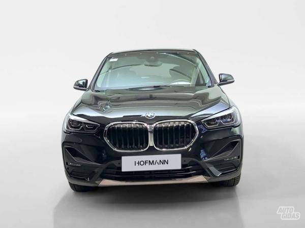 Black BMW X1 2022 in Kaunas, with an engine capacity of 1.50 L and mileage of 29 thousand km for 29962 €, photo 2 on AUTOMOTO.COM.LV