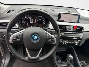 Black BMW X1 2022 in Kaunas, with an engine capacity of 1.50 L and mileage of 51 thousand km for 28875 €, photo 12 on AUTOMOTO.COM.LV
