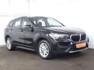 Melns BMW X1 2022 Kauņa, ar dzinēja tilpumu 1.50 L un nobraukumu 65 tūkst. km par 26830 €, foto 3 vietnē AUTOMOTO.COM.LV