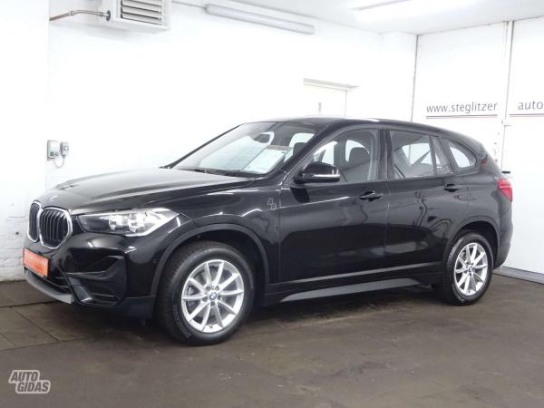 Melns BMW X1 2022 Kauņa, ar dzinēja tilpumu 1.50 L un nobraukumu 65 tūkst. km par 26830 €, foto 5 vietnē AUTOMOTO.COM.LV