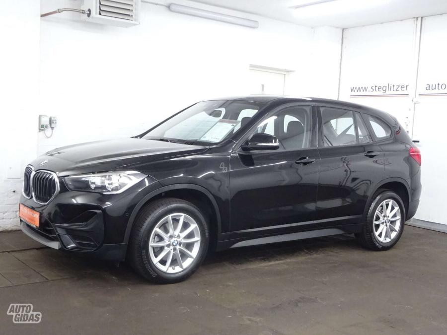 Melns BMW X1 2022 Kauņa, ar dzinēja tilpumu 1.50 L un nobraukumu 65 tūkst. km par 26830 €, foto 5 vietnē AUTOMOTO.COM.LV