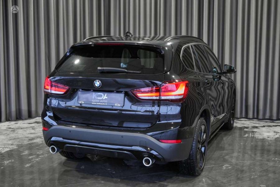 Melns BMW X1 2022 Marijampole, ar dzinēja tilpumu 2.00 L un nobraukumu 221 tūkst. km par 15950 €, foto 11 vietnē AUTOMOTO.COM.LV
