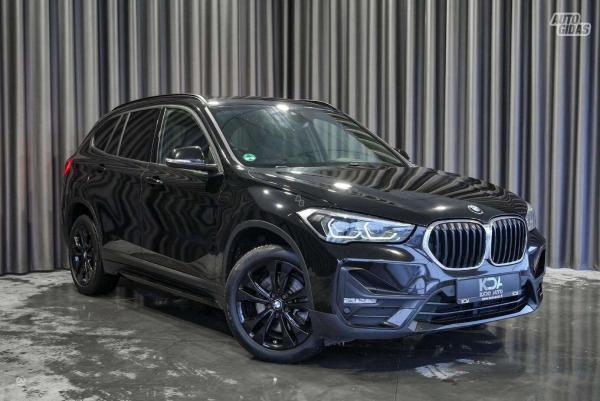 Melns BMW X1 2022 Marijampole, ar dzinēja tilpumu 2.00 L un nobraukumu 221 tūkst. km par 15950 €, foto 1 vietnē AUTOMOTO.COM.LV