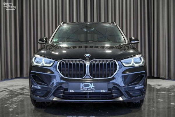 Melns BMW X1 2022 Marijampole, ar dzinēja tilpumu 2.00 L un nobraukumu 221 tūkst. km par 15950 €, foto 3 vietnē AUTOMOTO.COM.LV