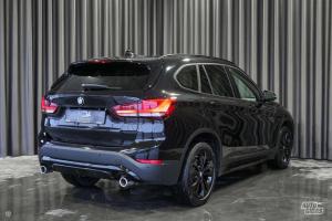 Black BMW X1 2022 in Marijampole, with an engine capacity of 2.00 L and mileage of 221 thousand km for 15950 €, photo 12 on AUTOMOTO.COM.LV