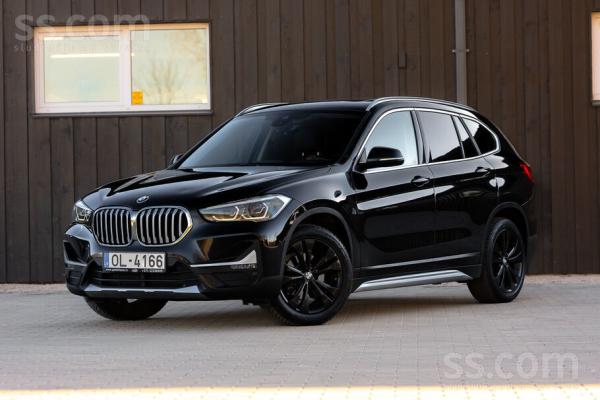 Black BMW X1 2022 in Jelgava, with an engine capacity of 2.00 L and mileage of 175 thousand km for 19500 €, photo 1 on AUTOMOTO.COM.LV