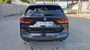 Black BMW X1 2022 in Liepaja, with an engine capacity of 2.00 L and mileage of 216 thousand km for 19990 €, photo 7 on AUTOMOTO.COM.LV