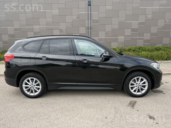 Melns BMW X1 2022 Rīga, ar dzinēja tilpumu 2.00 L un nobraukumu 220 tūkst. km par 16900 €, foto 2 vietnē AUTOMOTO.COM.LV