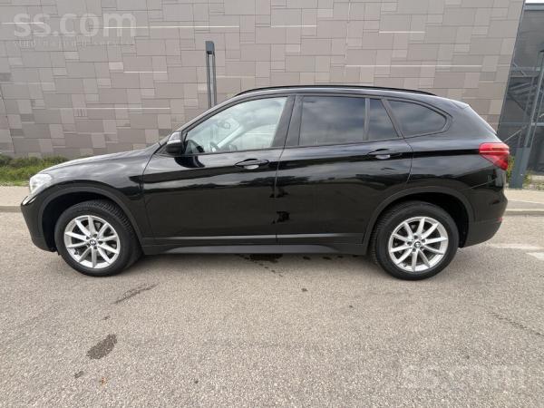 Melns BMW X1 2022 Rīga, ar dzinēja tilpumu 2.00 L un nobraukumu 220 tūkst. km par 16900 €, foto 4 vietnē AUTOMOTO.COM.LV