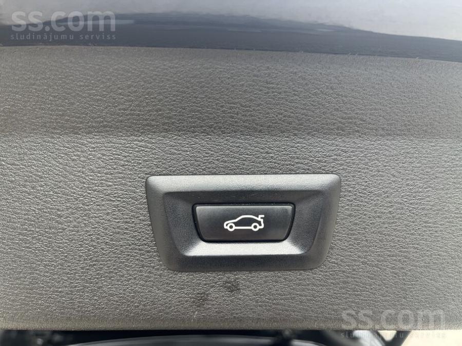Melns BMW X1 2022 Rīga, ar dzinēja tilpumu 2.00 L un nobraukumu 220 tūkst. km par 16900 €, foto 10 vietnē AUTOMOTO.COM.LV