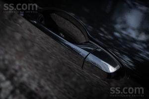 Black BMW X1 2022 in Jelgava, with an engine capacity of 2.00 L and mileage of 206 thousand km for 19500 €, photo 9 on AUTOMOTO.COM.LV