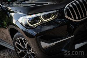 Black BMW X1 2022 in Jelgava, with an engine capacity of 2.00 L and mileage of 206 thousand km for 19500 €, photo 30 on AUTOMOTO.COM.LV