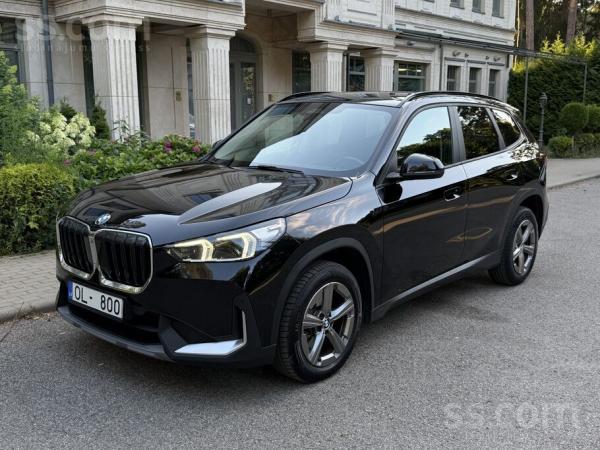 Melns BMW X1 2022 Rīga, ar dzinēja tilpumu 2.00 L un nobraukumu 153 tūkst. km par 32500 €, foto 4 vietnē AUTOMOTO.COM.LV