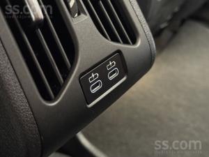 Black BMW X1 2023 in Riga, with an engine capacity of 2.00 L and mileage of 48 thousand km for 36190 €, photo 22 on AUTOMOTO.COM.LV