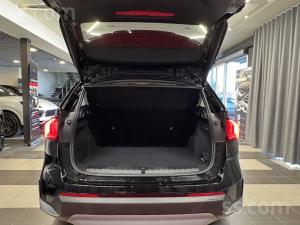 Black BMW X1 2023 in Riga, with an engine capacity of 2.00 L and mileage of 48 thousand km for 36190 €, photo 24 on AUTOMOTO.COM.LV