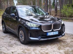 Черный БМВ Х1 2023 в Юрмала, объемом двигателя 2.00 л и пробегом 47 тыс. км за 36500 €, фото 3 на AUTOMOTO.COM.LV