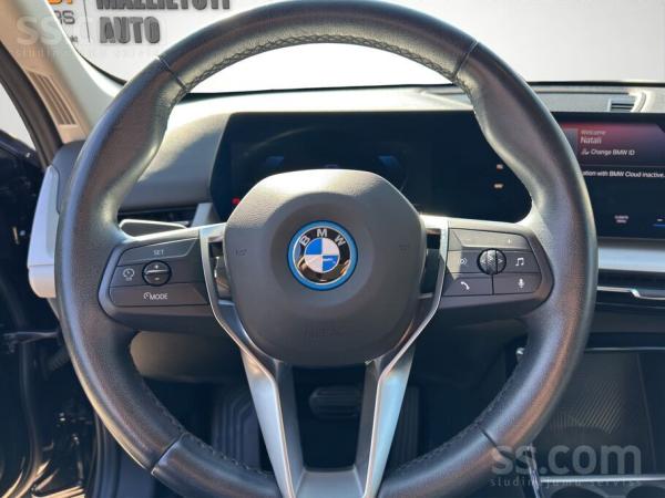 Black BMW X1 2023 in Riga, with an engine capacity of 0.00 L and mileage of 49 thousand km for 34990 €, photo 10 on AUTOMOTO.COM.LV