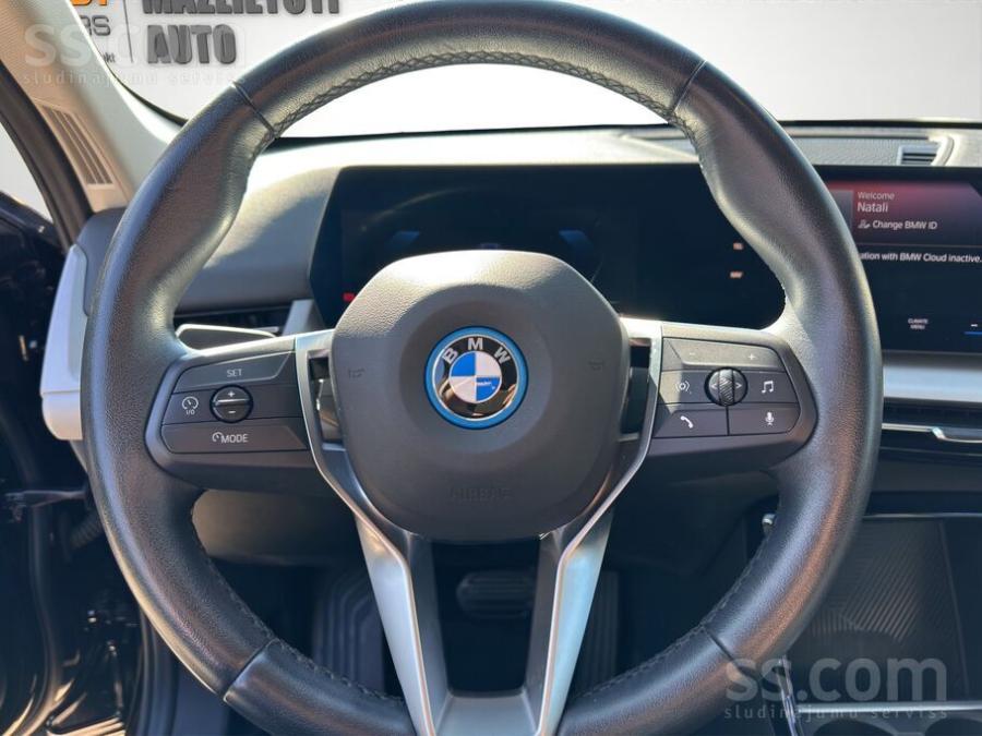 Black BMW X1 2023 in Riga, with an engine capacity of 0.00 L and mileage of 49 thousand km for 34990 €, photo 11 on AUTOMOTO.COM.LV