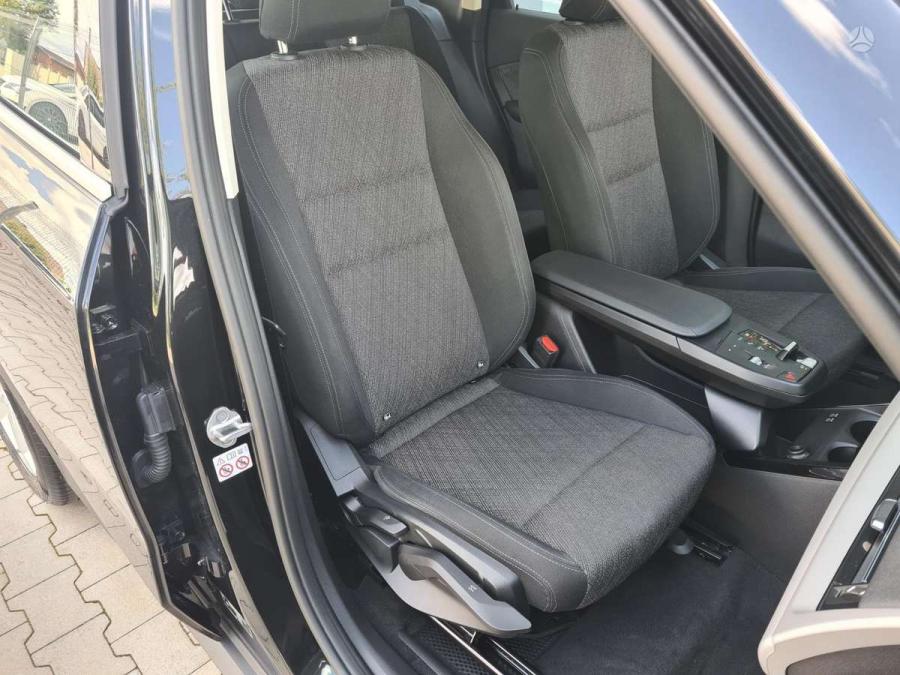 Black BMW X1 2023 in Siauliai, with an engine capacity of 2.00 L and mileage of 155 thousand km for 24990 €, photo 15 on AUTOMOTO.COM.LV