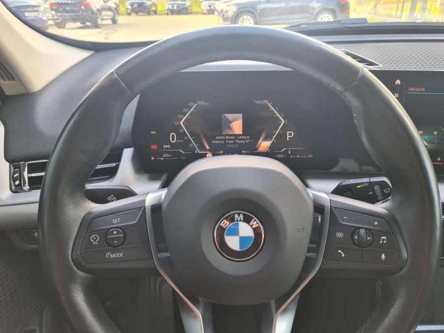 Black BMW X1 2023 in Siauliai, with an engine capacity of 2.00 L and mileage of 155 thousand km for 24990 €, photo 20 on AUTOMOTO.COM.LV