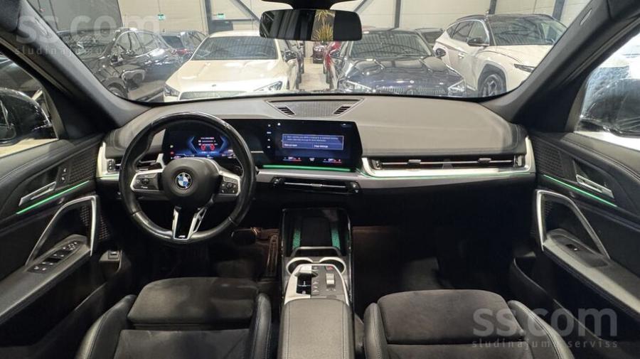 Melns BMW X1 2023 Rīga, ar dzinēja tilpumu 1.50 L un nobraukumu 22 tūkst. km par 36990 €, foto 16 vietnē AUTOMOTO.COM.LV