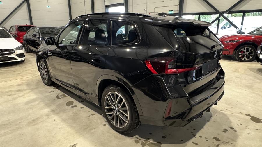 Melns BMW X1 2023 Rīga, ar dzinēja tilpumu 1.50 L un nobraukumu 22 tūkst. km par 34990 €, foto 6 vietnē AUTOMOTO.COM.LV