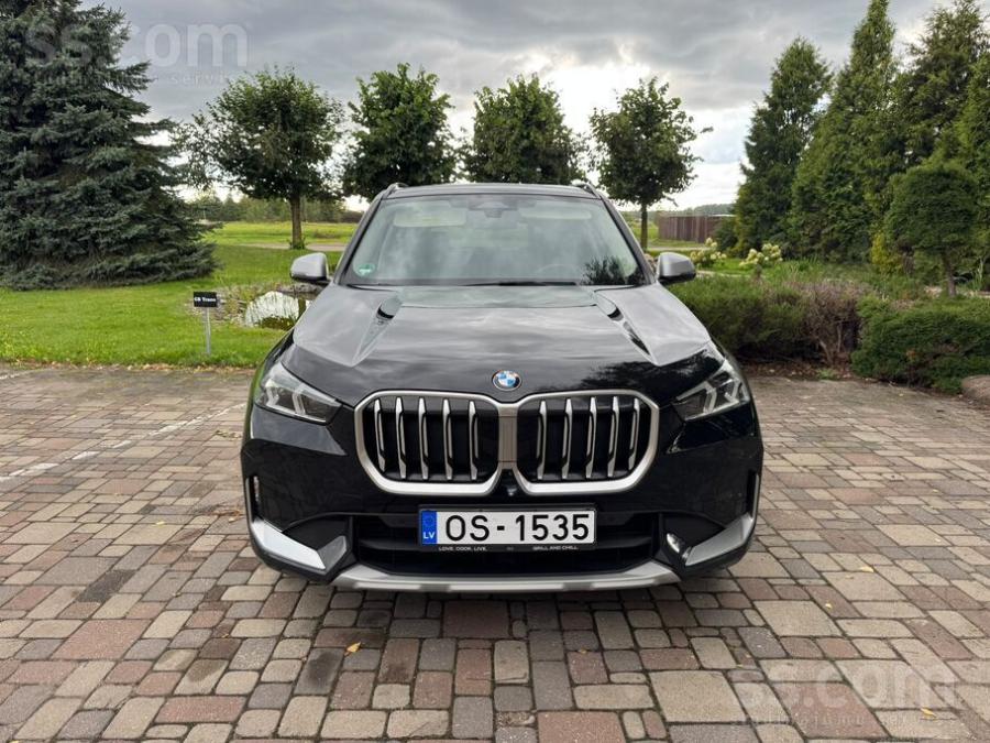 Melns BMW X1 2023 Rīga, ar dzinēja tilpumu 2.00 L un nobraukumu 184 tūkst. km par 26900 €, foto 1 vietnē AUTOMOTO.COM.LV