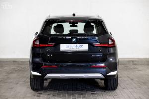 Melns BMW X1 2023 Viļņa, ar dzinēja tilpumu 2.00 L un nobraukumu 112 tūkst. km par 31491 €, foto 12 vietnē AUTOMOTO.COM.LV