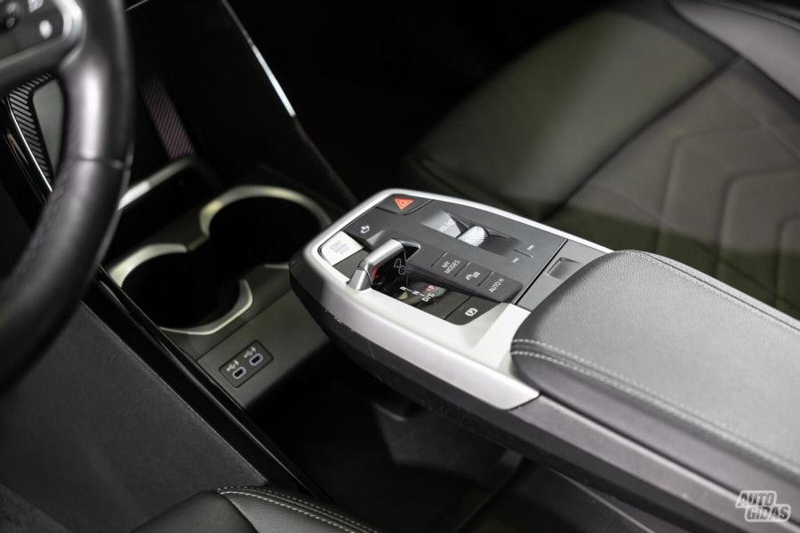 Melns BMW X1 2023 Viļņa, ar dzinēja tilpumu 2.00 L un nobraukumu 112 tūkst. km par 31491 €, foto 14 vietnē AUTOMOTO.COM.LV