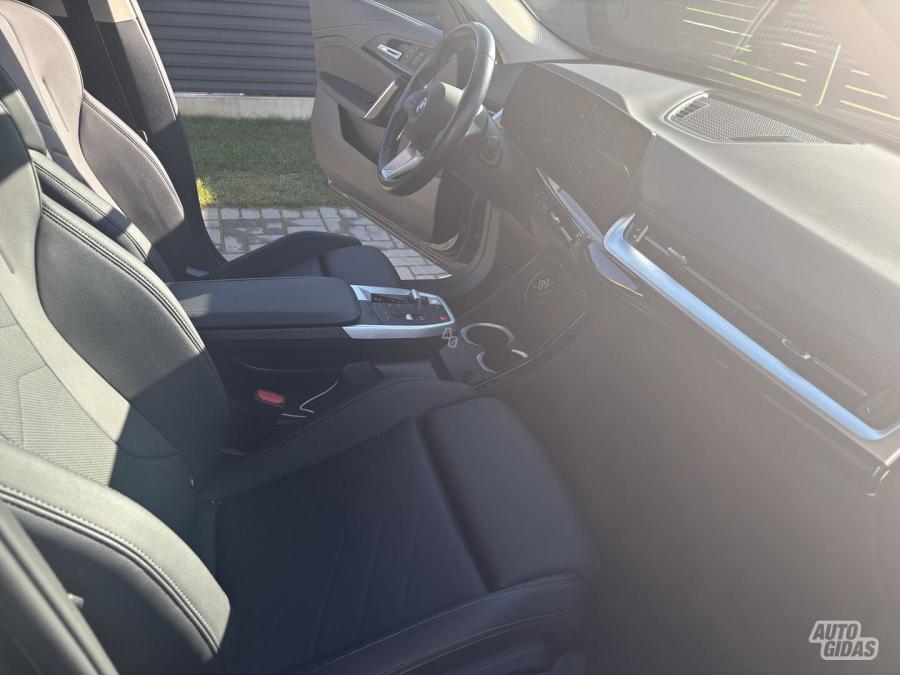 Melns BMW X1 2023 Kauņa, ar dzinēja tilpumu 1.50 L un nobraukumu 37 tūkst. km par 34990 €, foto 8 vietnē AUTOMOTO.COM.LV